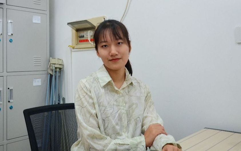 【自制采访|微剧情片】211026-热爱可抵岁月漫长-微视频大作业