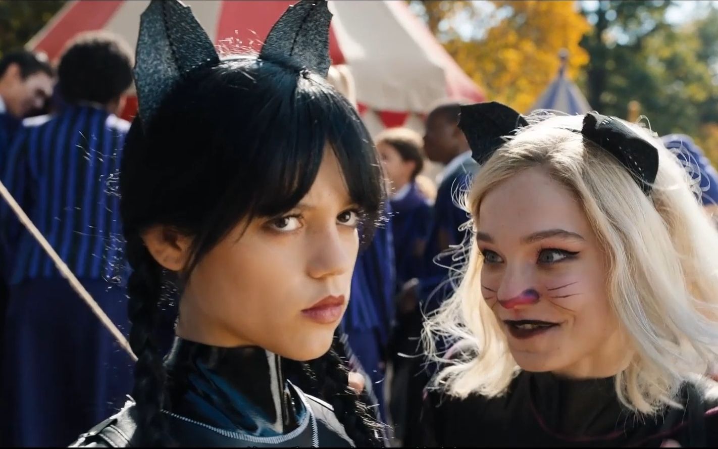 超热美剧《星期三》解说,第三集,星期三小猫装出镜