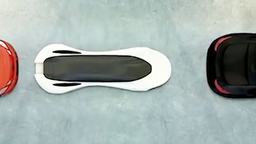 “不倒翁”电动车问世,时速可达120千米,还能横着开?