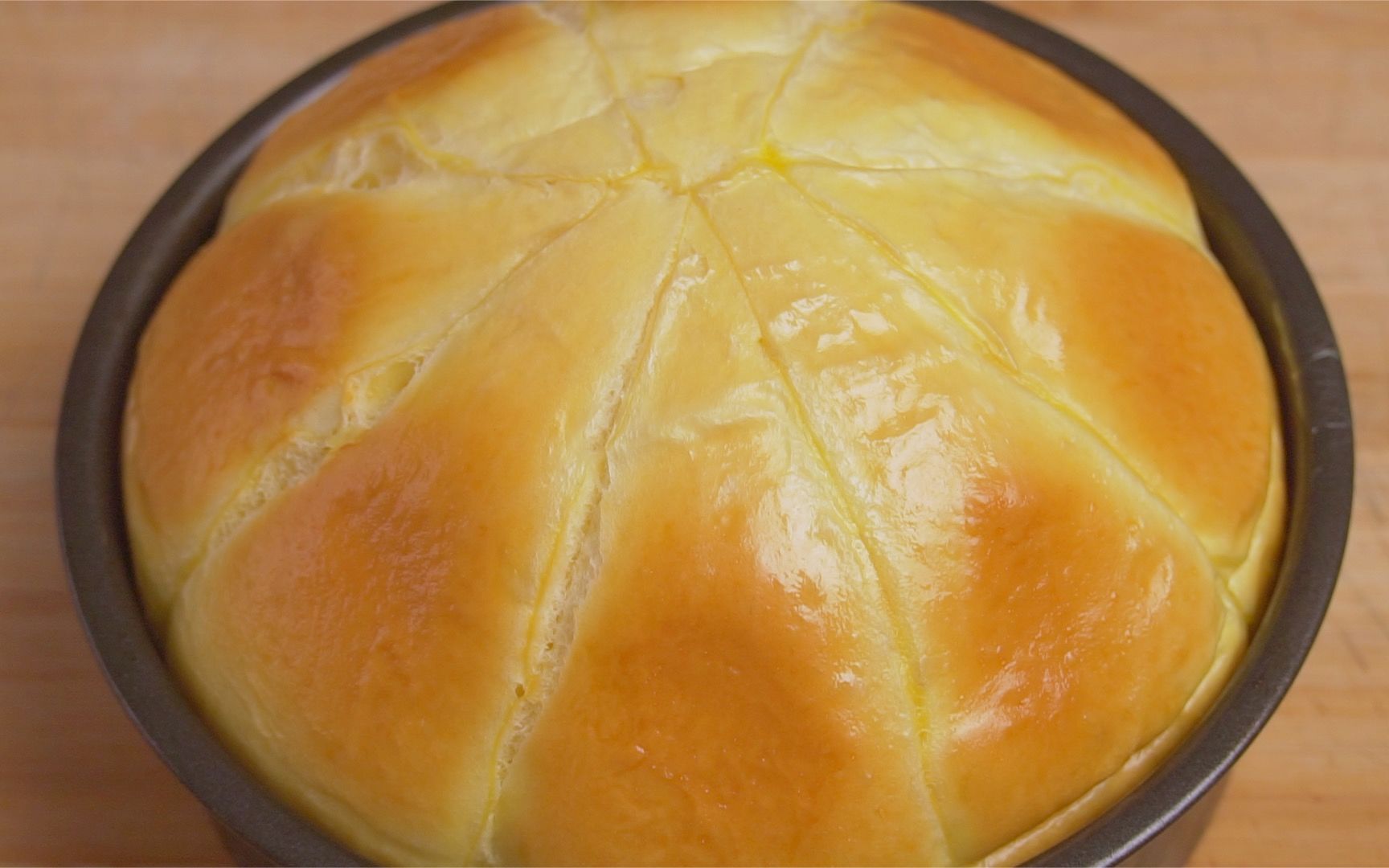 1碗面粉,4个鸡蛋,不用烤箱不用水,教你在家蒸面包,做法超简单