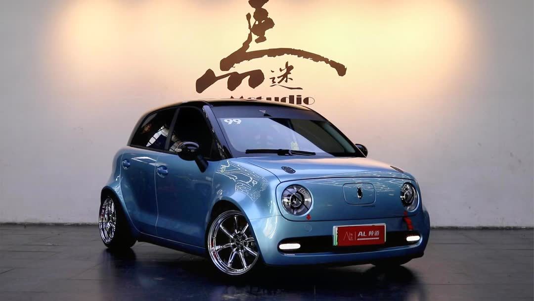 竞技化改装欧拉黑猫,车主竟是位小姐姐