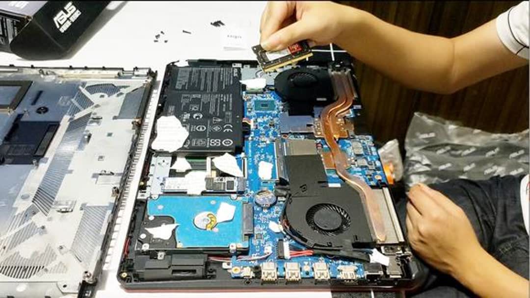 新笔记本如何拆装升级内存,硬盘?学会拆装不用买高价原装配置