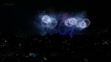 伦敦跨年烟花表演 2012年