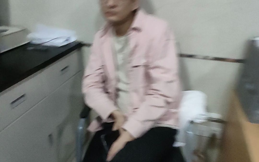 微生物实验室做客人的抗菌功能样板检测