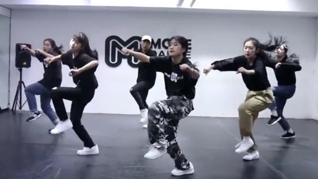 动感舞蹈 现代流行舞蹈视频 简单易学 一起来!