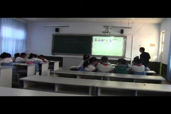 【获奖】小学数学优质课《三角形分类》-邢老师优质课公开课教学视频
