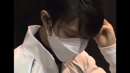 恭喜羽生结弦今日4A双足落冰(视频素材来源于微博 @羽生结弦Info...