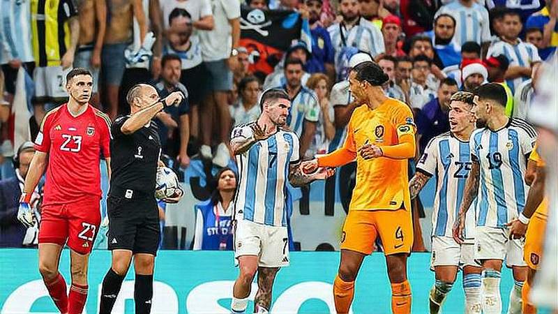 阿根廷一波三折拿下荷兰 梅西一传一射建功 劳塔罗点球定江山