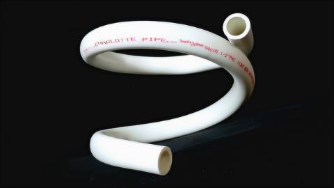 PVC管道怎么随心所欲地弯曲?外国大叔传授诀窍,这也太简单了!