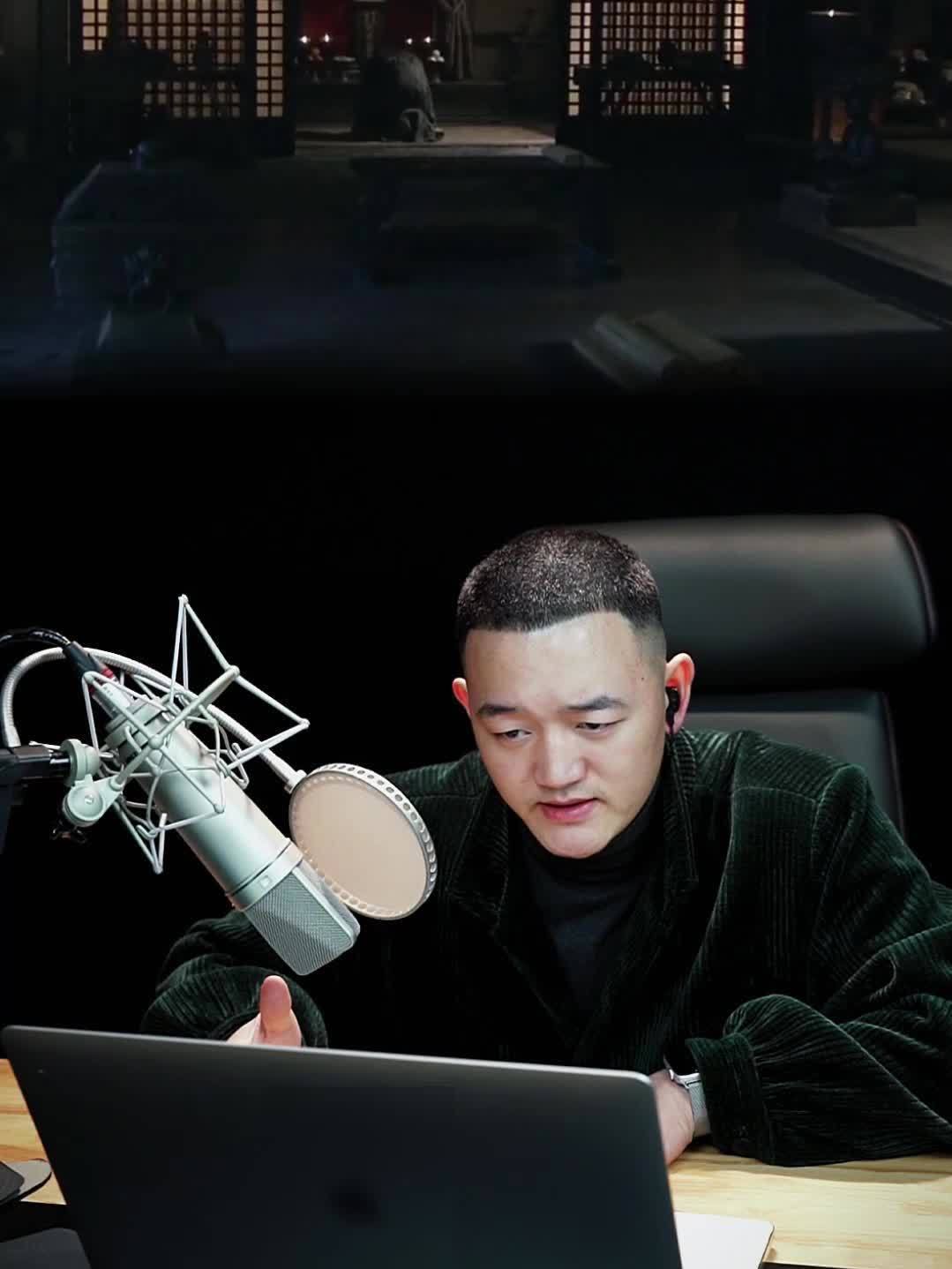 出师表足以展示出诸葛亮的忠 孝 义 谋