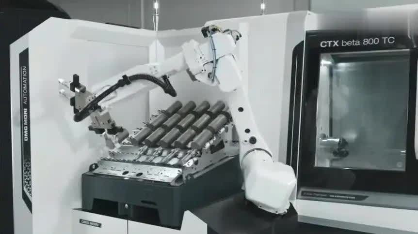 高科技的数控机床,不需要操作人员!