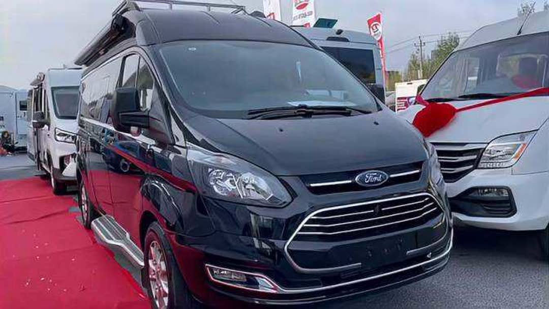 福特B型房车能下地库!空间利用率大!配置高!可商用可旅行!