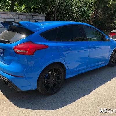 ...一挡抬离合到结合点位置会自动补油到1200rpm,但是离合器踏板行程...