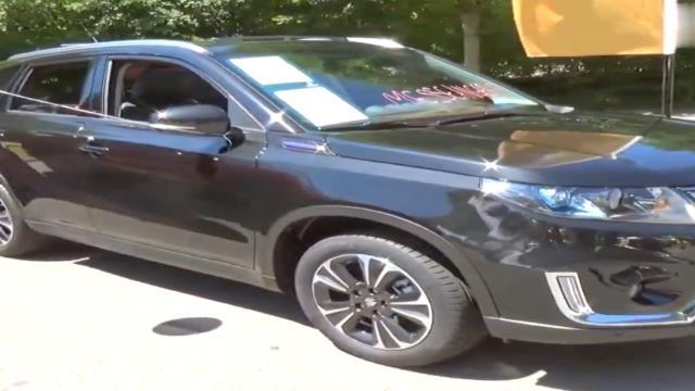 铃木维特拉 Allgrip展示,车门打开后,我忘了本田XRV!