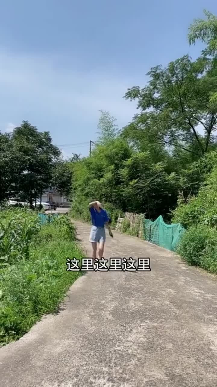 给国产野马安装行车记录仪修车