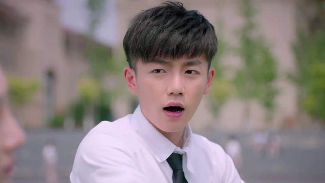 《最美的安排》高博伦怀疑斯蒂温是朵朵亲生父亲 熊孩子还挺聪明