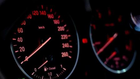 汽车转速表还有这3大功能, 很多司机根本没在意, 白白浪费配置!