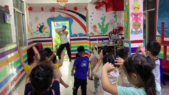 律动“我的气质你模仿不来”