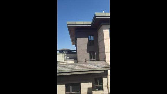 复工了,准备封窗户,铝木复合断桥铝门窗