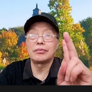 爱教书的老头子 