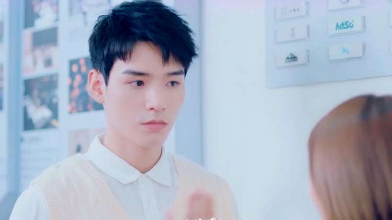 致我们甜甜的小美满:遇到一个帅气迷人的小哥哥,会发生什么呢?