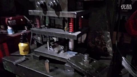 五金冲压模具制造供应_冲床切管子下料冲压模具_角钢冲孔,扁管剪断...