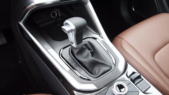 自动挡汽车,D挡和S挡有什么区别?加减号什么用?很多人没搞清楚