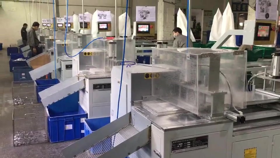 【客户现场切割机视频】DS-A400高效率全自动切铝机-1人操作8台...