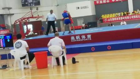 黑龙江省第十四届运动会武术散打比赛 红方:阿城精英武术学校郝世成