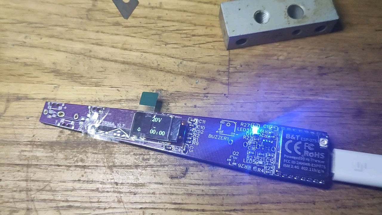 复刻一支_buerchen的焊笔,改了pcb和封装,焊接难度降低,作为零时工具...