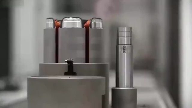 德国宝马工厂生产电动汽车的电池组件,网友:看着真舒服!