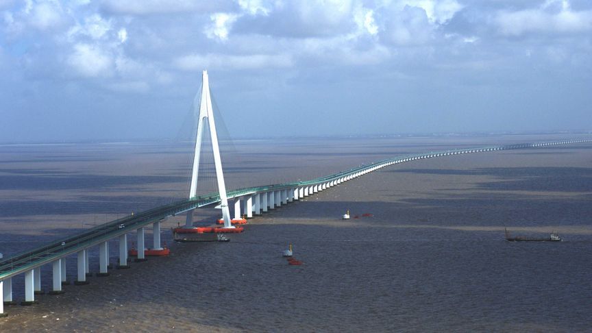 从江河走向海洋 原杭州湾跨海大桥总...