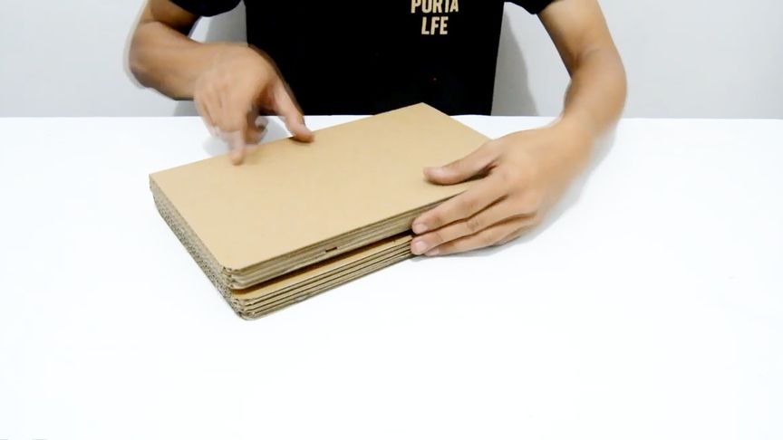 DIY一个硬纸板笔记本电脑,这想法还有点与众不同,算是领教了!