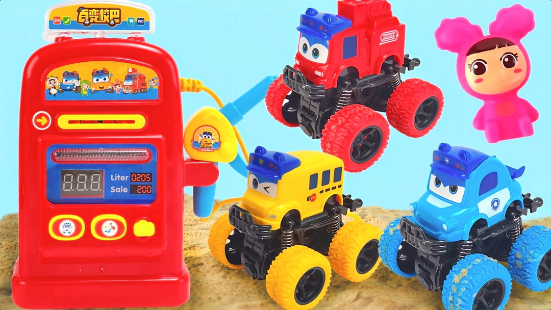 百变校巴歌德的沙漠越野车和加油站玩具