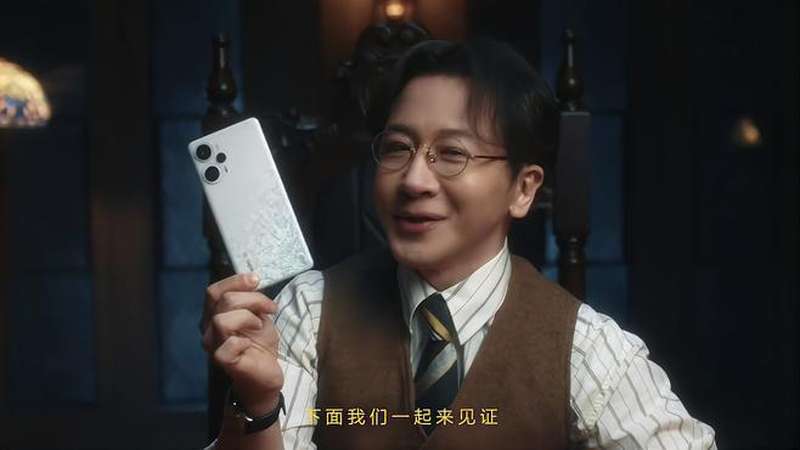 ...全新魔法 午夜的时钟,指针因何飞速旋转? 无动力的车,又为何突然疾驰?