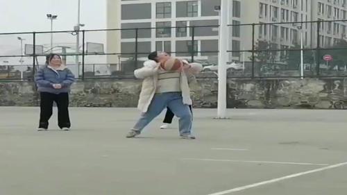 三步上篮,可算是玩明白了