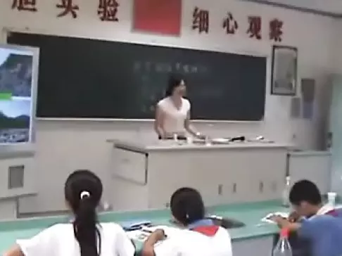 小学五年级科学《岩石会改变模样吗》教科版 育贤小学【陈丽朱】(...