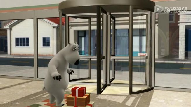 跟旋转门过不去的倒霉熊