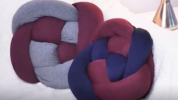 旧衣服千万别只当抹布用,简单几步改造时尚抱枕,聪明人一看就会