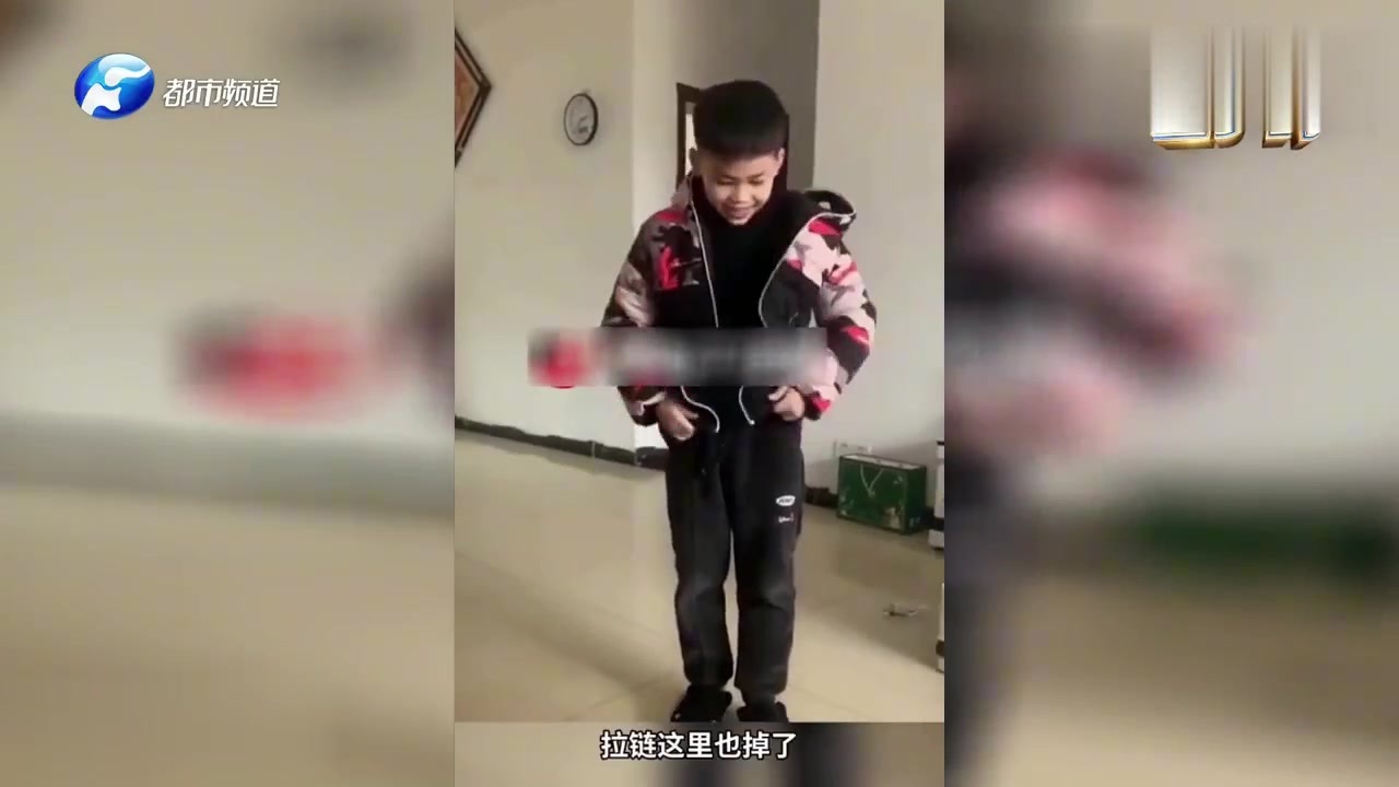 孩子暗示爸爸衣服破了,爸爸花巧思翻新旧衣,爸爸:儿子特喜欢