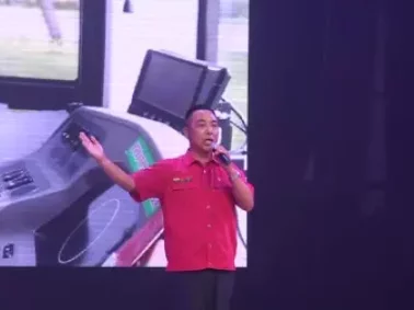 《劳模会》上的演讲