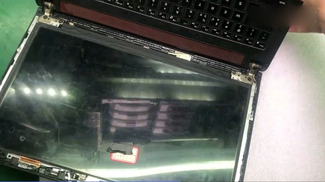 戴尔换屏幕视频参考