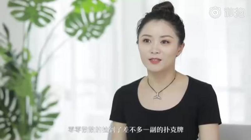 【守护海洋珊瑚的一平米卫士】海边度假或潜水时身上的防晒霜会溶解...