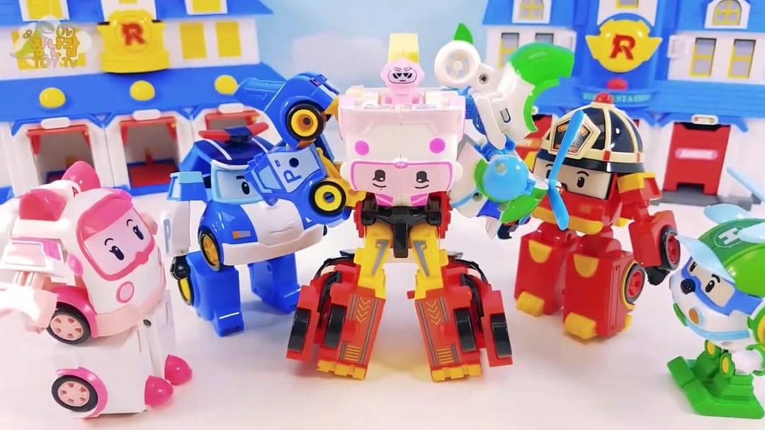 汽车总动员 变形警车 挖土机推土机56