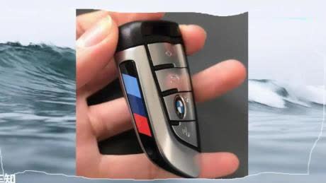 宝马540i标轴炭黑提车,3。0T配19寸轮毂蓝色卡钳,帅到掉渣