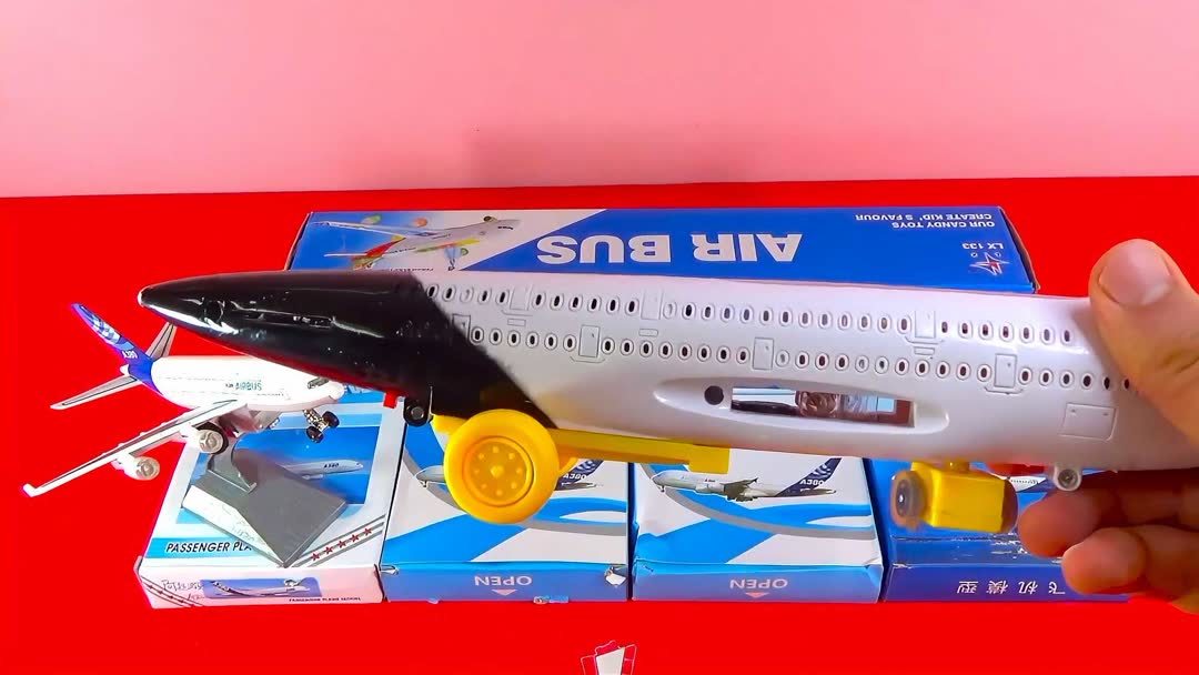 拆箱四架飞机模型,有你喜欢的吗?