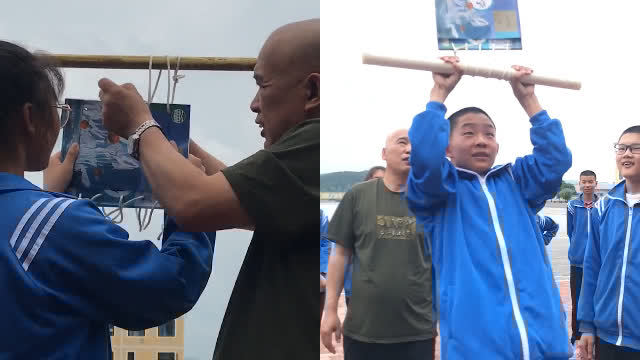 得罪两老师!物理老师借课本演示摩擦力,网友看清封面后笑了