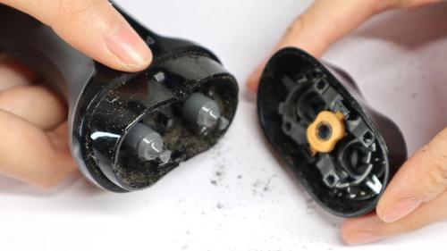 剃须刀变锋利的好方法,好多中年大叔都不知道,看完你会感谢我