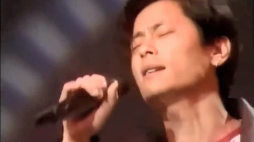 王杰复出开演唱会?昔日被投毒嗓子坏...