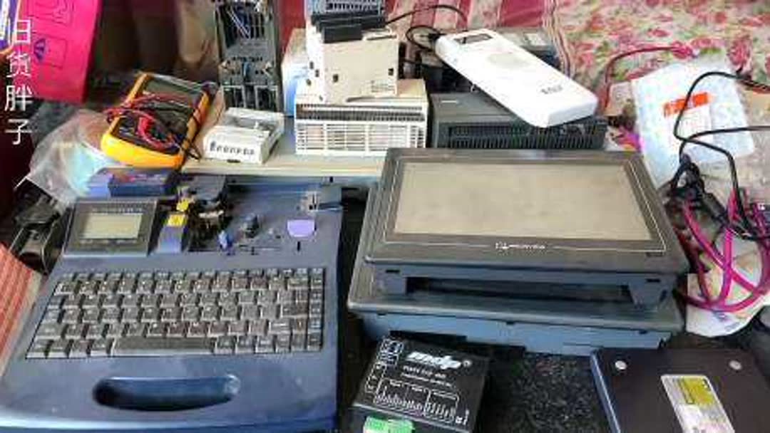 高价收的线号机和触摸屏通电后傻眼了?又赔钱了?